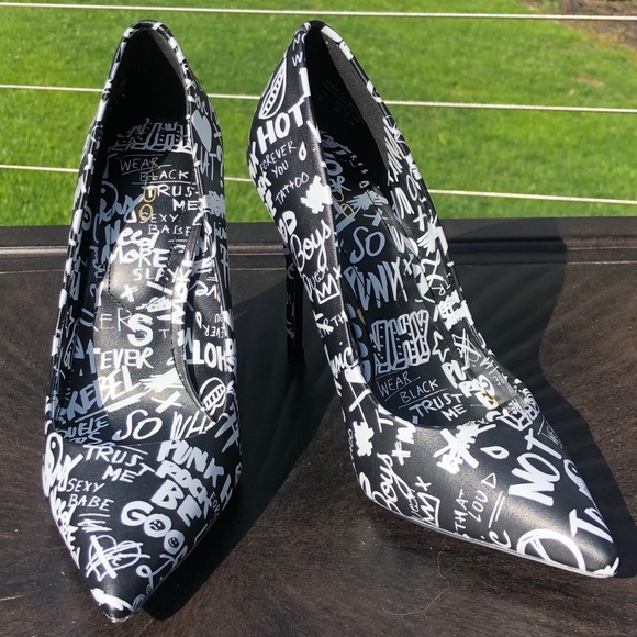 Aldo | Shoes | Aldo Black And White Graffiti Heel | Poshmark